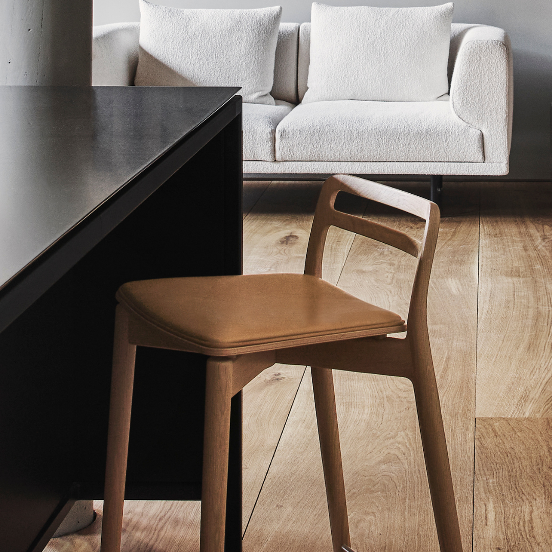 Modern Italian and Danish Stools | Luxurious Bar & Stylish Counter ...